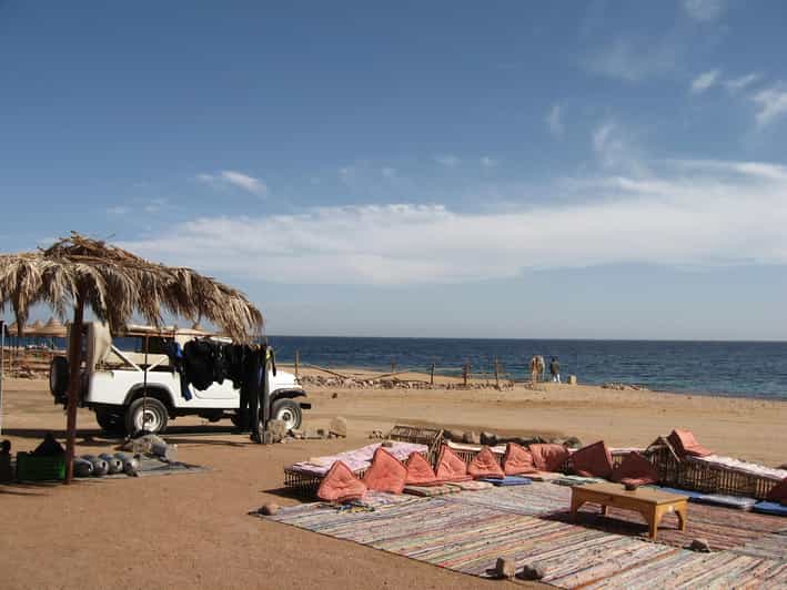 Σαρμ: Colored Canyon Dahab Tour με τρεις πισίνες Snorkeling | GetYourGuide