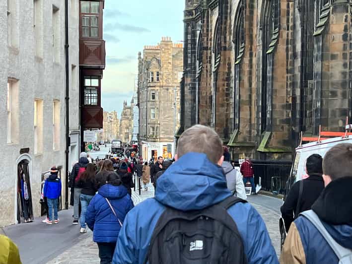 Edinburgh : The Royal Mile Old Town Guided Walking Tour | GetYourGuide