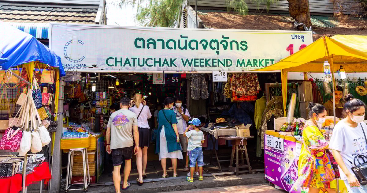 Bangkok: Chatuchak Weekend Market & Floating Market Tour | GetYourGuide