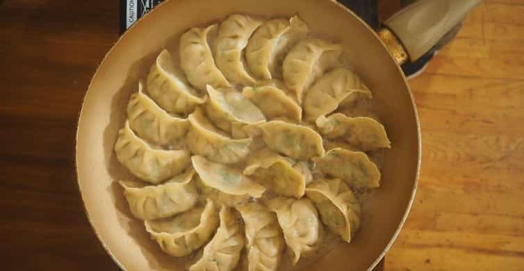 Cambridge: Dumpling Cooking Class with Taiwanese Snacks | GetYourGuide