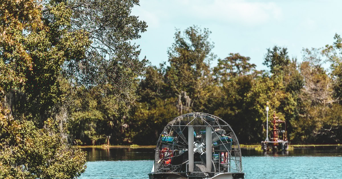 New Orleans: High Speed 6-9 Passenger Airboat Tour | GetYourGuide