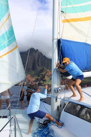 Kauai: Napali Coast Sunset Sail with Dinner | GetYourGuide