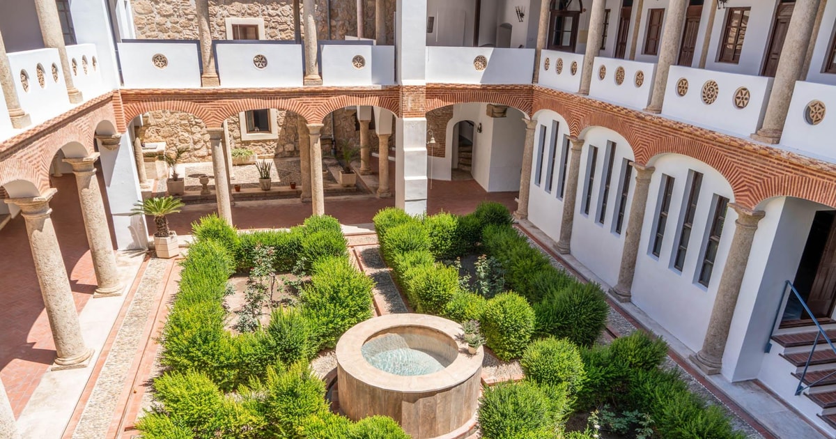 Almería: Cathedral and Convent of the Puras Entry Ticket | GetYourGuide