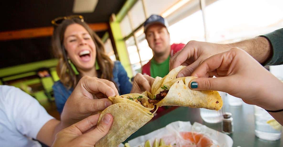 Desde Cancún: Tour guiado de degustación de tacos en Puerto Morelos ...