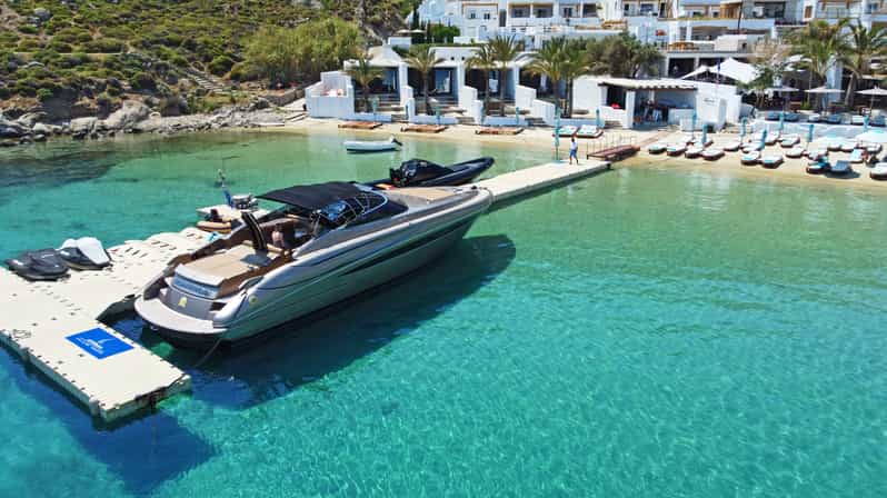 Μύκονος: Κρουαζιέρα με σκάφος & Κολύμπι | GetYourGuide
