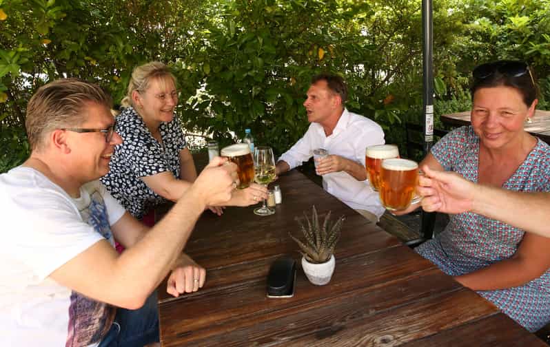 Berlijn: Wandeltour over eten en geschiedenis in Oost-Berlijn ...