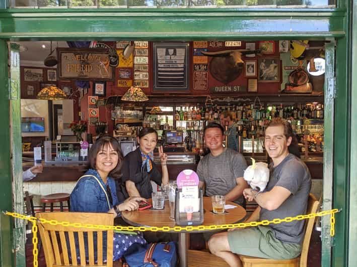 Sydney: Guided Walking Tour with Aussie Snacks and Drinks | GetYourGuide