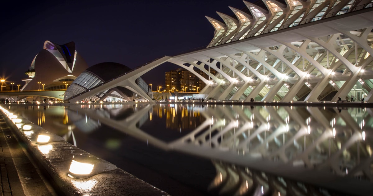 Interactive Tour - “Ghosts and Legends Of Valencia" | GetYourGuide