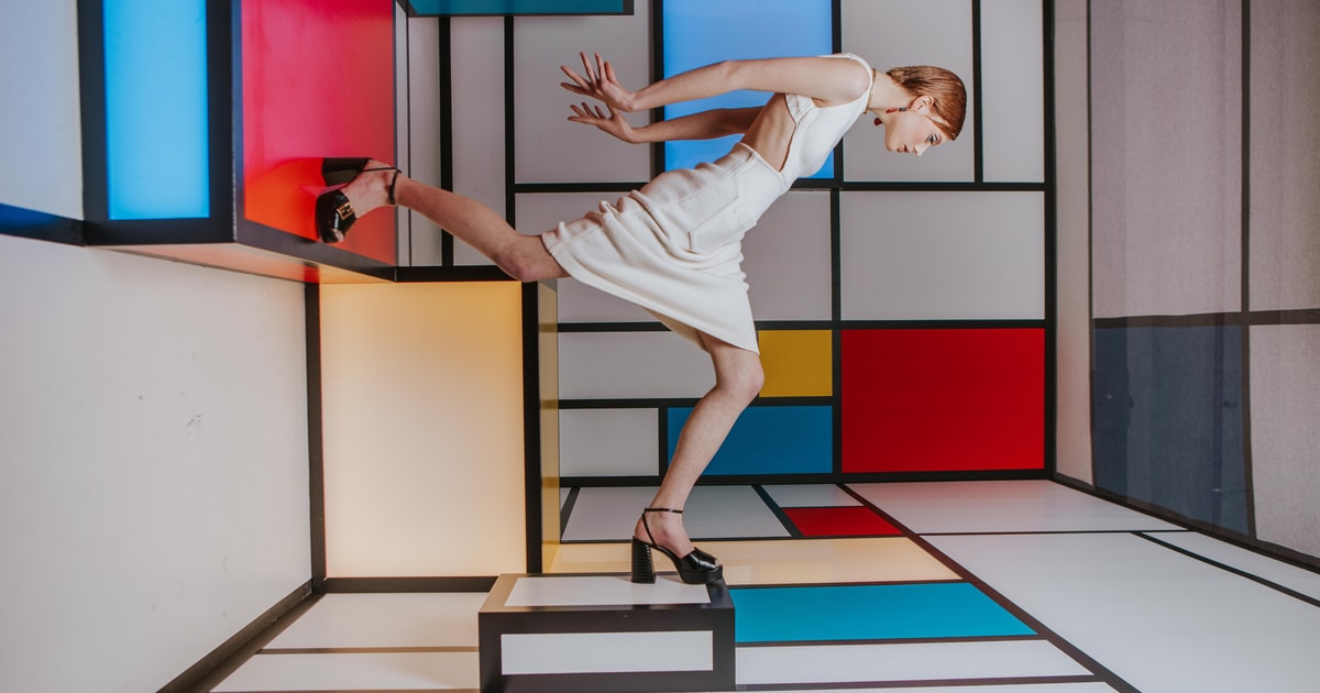 Amszterdam: The Upside Down & The All Out Combination Ticket | GetYourGuide