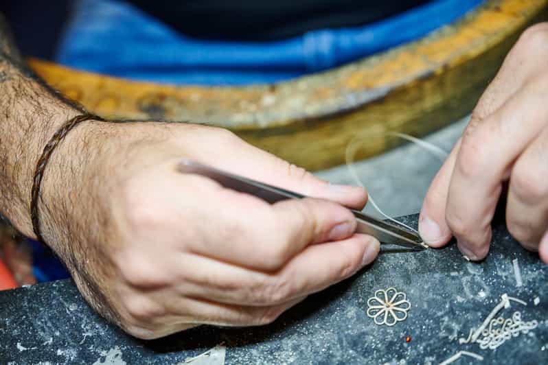 Dorgali: Sardinian Filigree Workshop | GetYourGuide