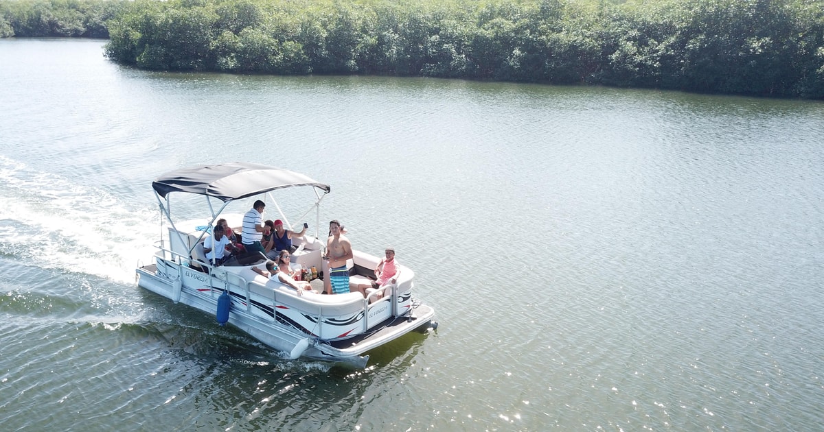 San Andrés: Island Pontoon Boat Tour | GetYourGuide