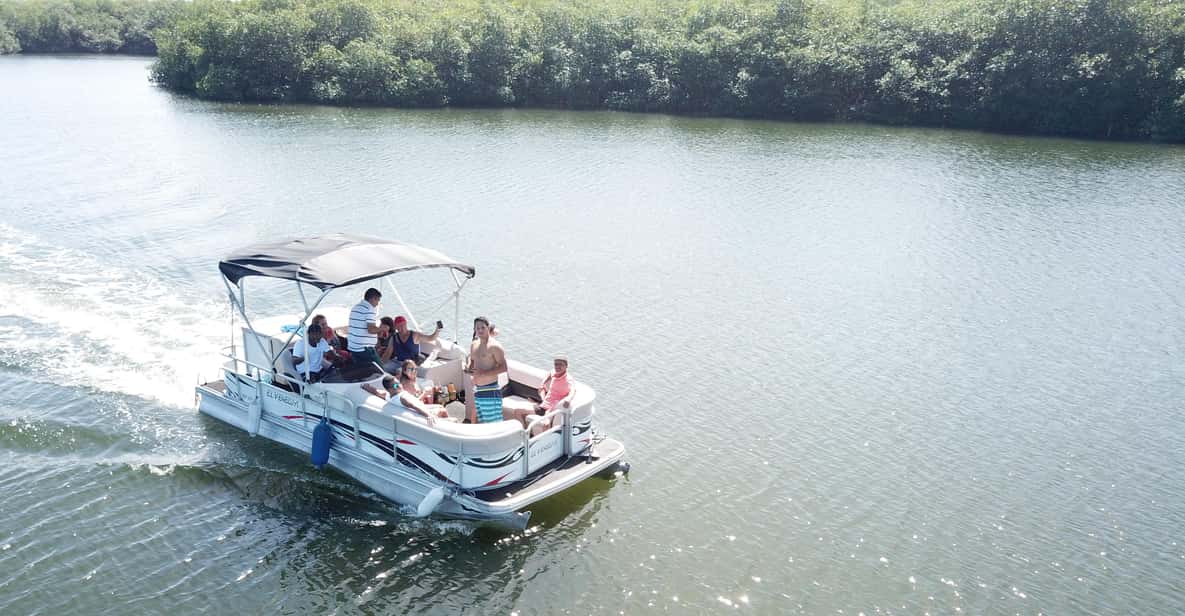 San Andrés: Island Pontoon Boat Tour | GetYourGuide