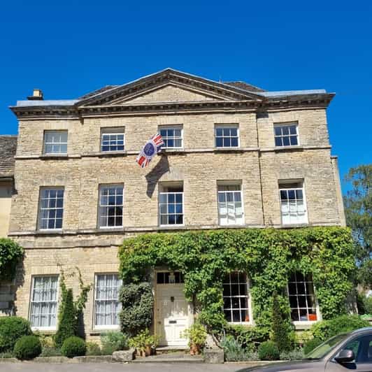 Cirencester’s Hidden History: A Self-Guided Audio Tour | GetYourGuide