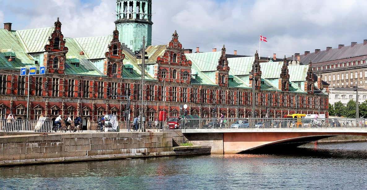 Copenhague: Historia Real de Slotsholmen Audioguía | GetYourGuide