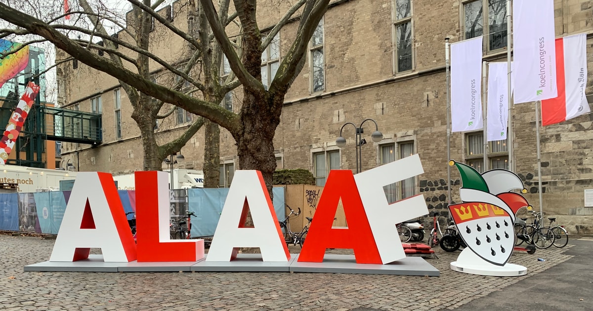 Cologne: Carnival Walking Tour with Kölsch | GetYourGuide