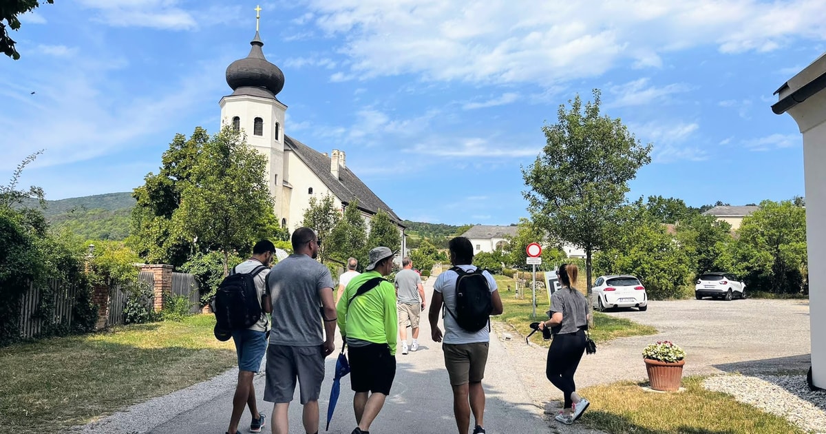 Wien: Ganztagestour zur Weinverkostung im Wiener Wald | GetYourGuide