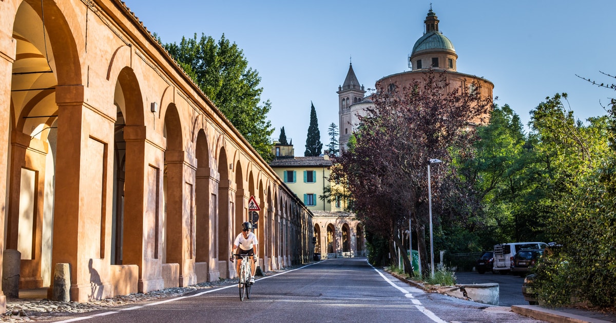 Bologna: Porticoes and Basilica San Luca Guided Tour | GetYourGuide