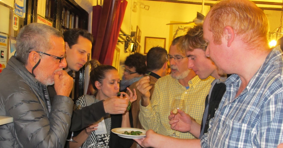 Traditionelle Madrid Nachttour mit Tapas und Getränken | GetYourGuide