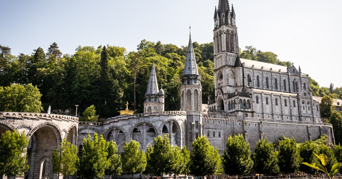 Desde San Sebastián: Santuario de Lourdes | GetYourGuide