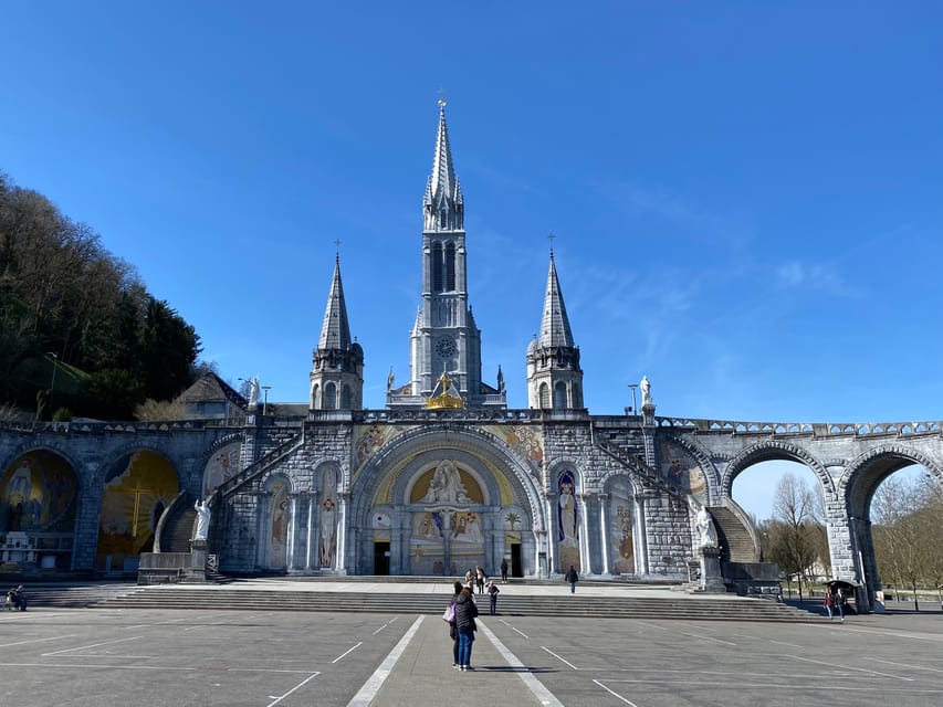 Von San Sebastian aus: Heiligtum von Lourdes | GetYourGuide