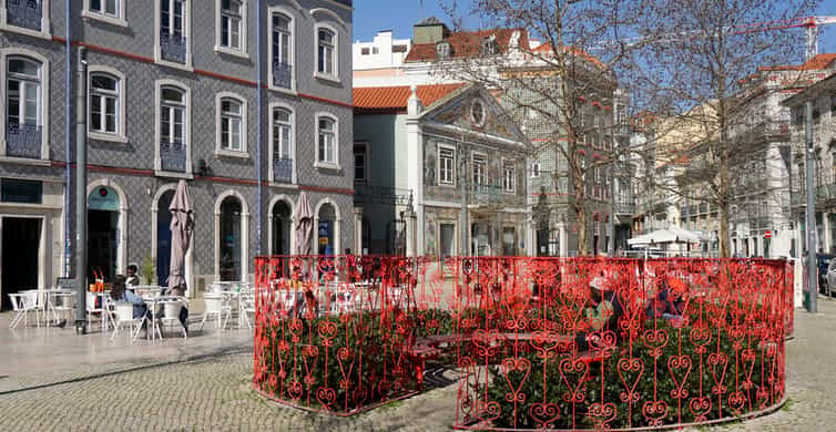 Lisbon Discovery game: off the beaten track in Arroios | GetYourGuide
