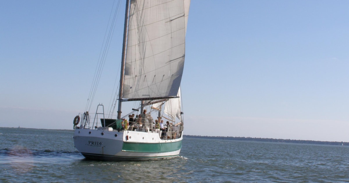 Charleston: Schooner Segeln Hafenrundfahrt & Delphinbeobachtung ...