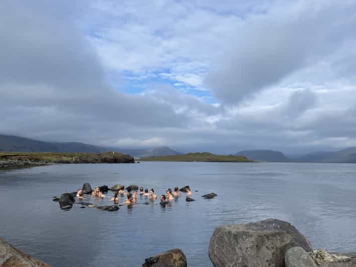 Hvammsvik Hot Spring s dopravou | GetYourGuide