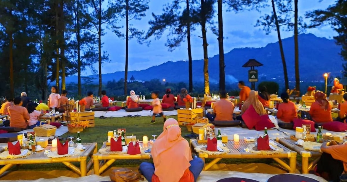 From Yogyakarta: Borobudur Guided Temple Tour & Early Dinner | GetYourGuide