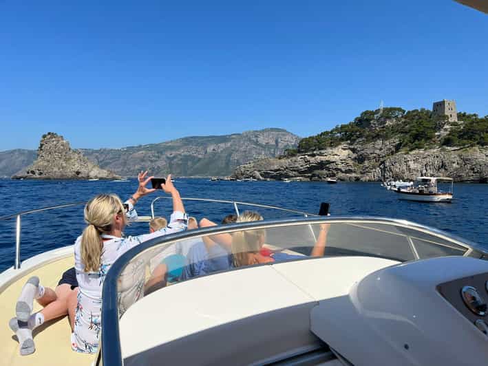 Sorrento: Boat Tour to Pompeii & Vesuvius with Lunch & Wine | GetYourGuide