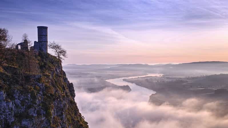 Edinburgh: Waterfalls Hike, Scone Palace & Queens View Tour | GetYourGuide