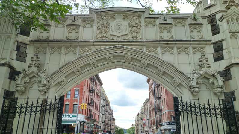 West Harlem: Gospel Church Service and Sunday Walking Tour | GetYourGuide
