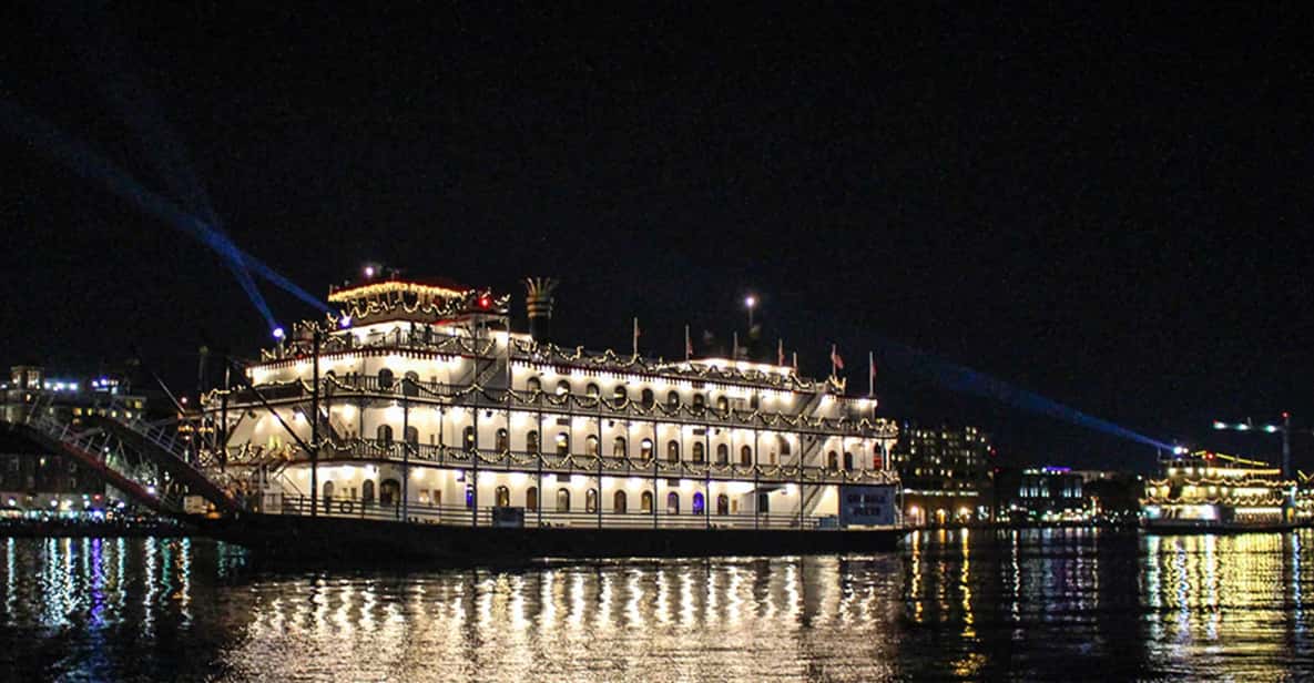 Savannah: Small Group Night Tour with River Cruise | GetYourGuide