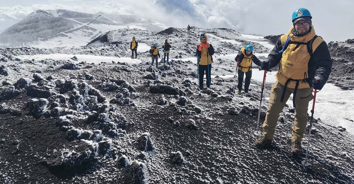 Ätna: Winter-Trekking-Tour mit optionalem Catania-Transfer | GetYourGuide
