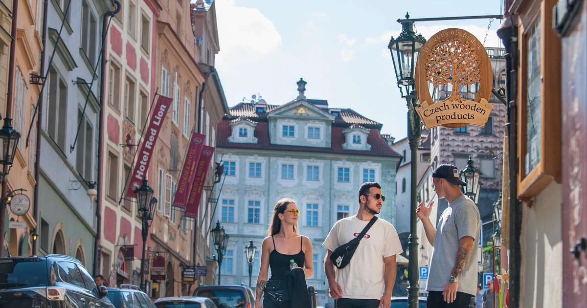 Prague: Old Town, Prague Castle & River Cruise Day Tour | GetYourGuide