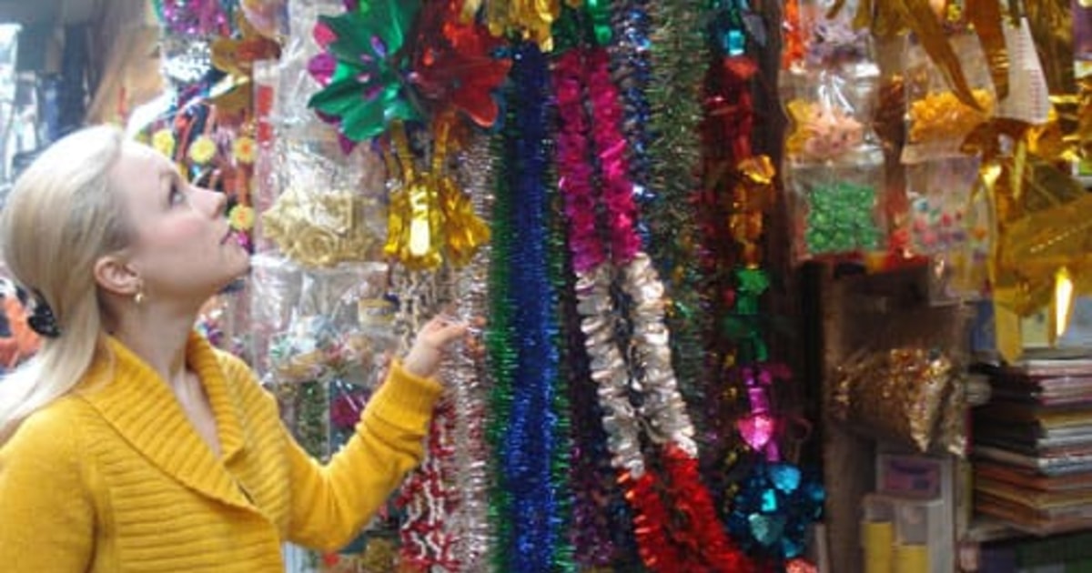 New Delhi: Shahpur Jat Guided Textile Tour with Lunch | GetYourGuide