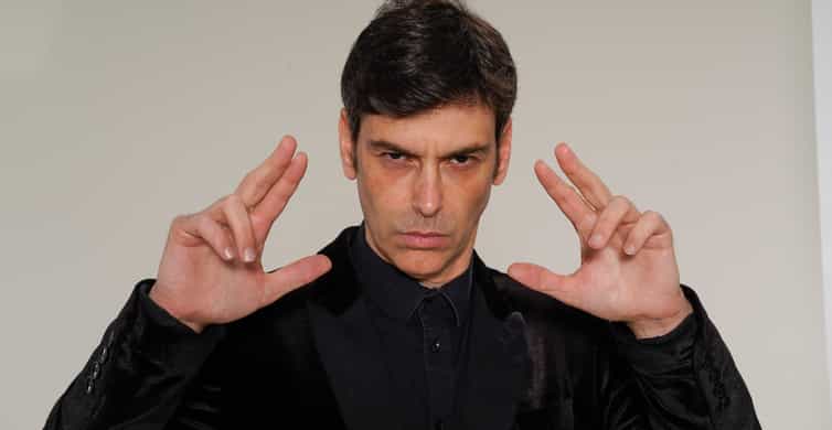 LIOZ Show - A legviccesebb bűvészparódia | GetYourGuide