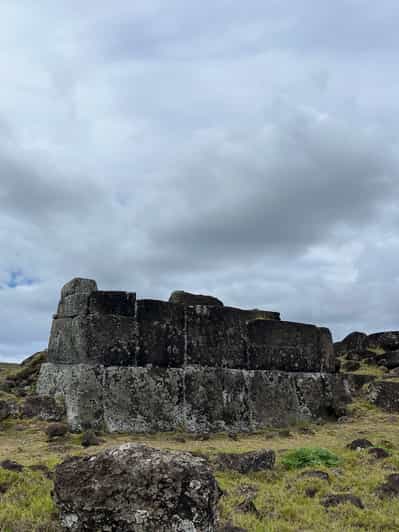 The Moai Factory: The mystery behind the volcanic stone stat | GetYourGuide