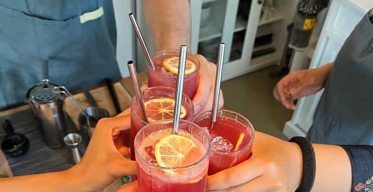 Amsterdam: Shaker Cocktail Club Cocktail-Making Course | GetYourGuide