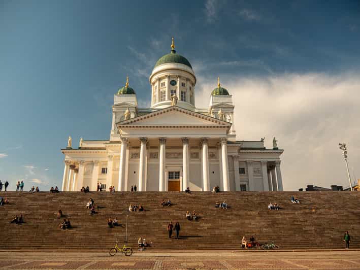 Helsinki: City Highlights Express Walking Tour with a Local | GetYourGuide