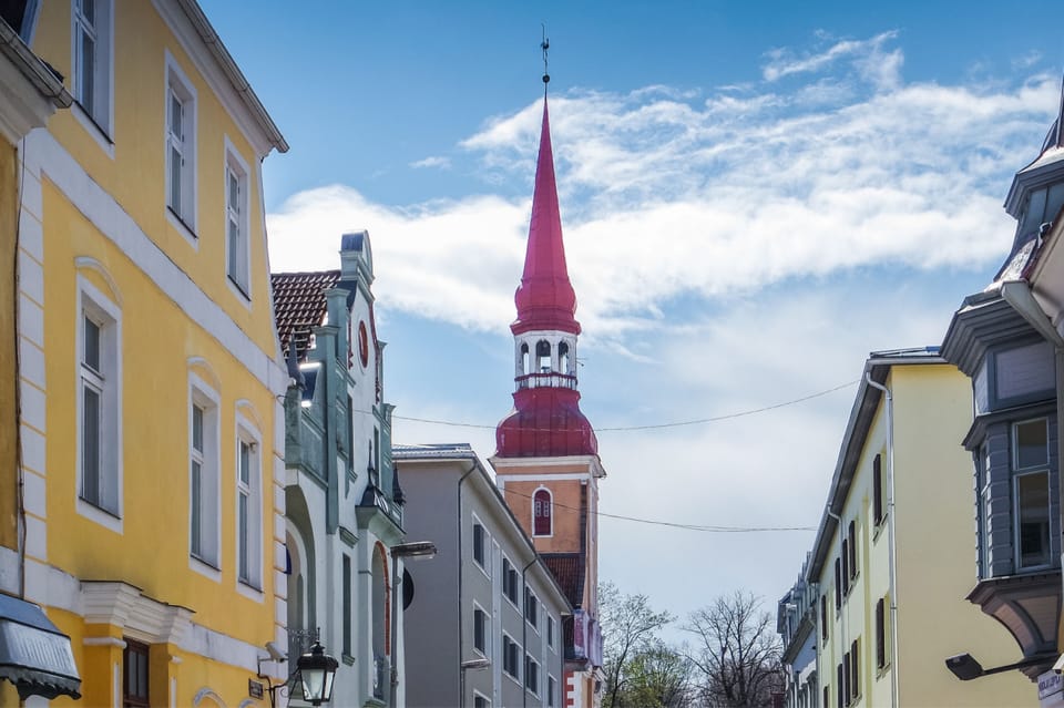 Cultural walking tour in Pãrnu | GetYourGuide