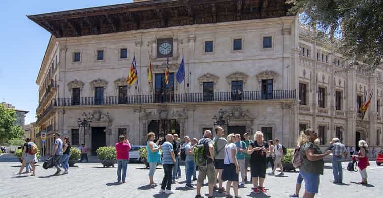 Palma de Mallorca: Old Town and Cathedral Tour | GetYourGuide