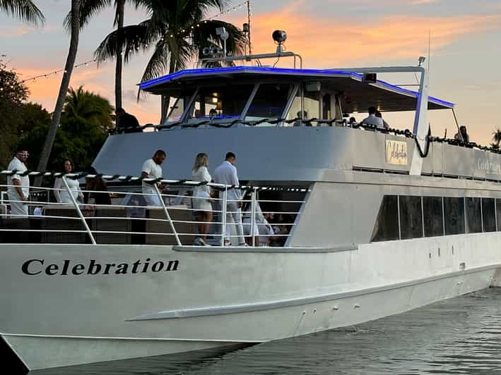 Miami: Latin Boat Party Cruise on Luxury Yacht with Open Bar | GetYourGuide