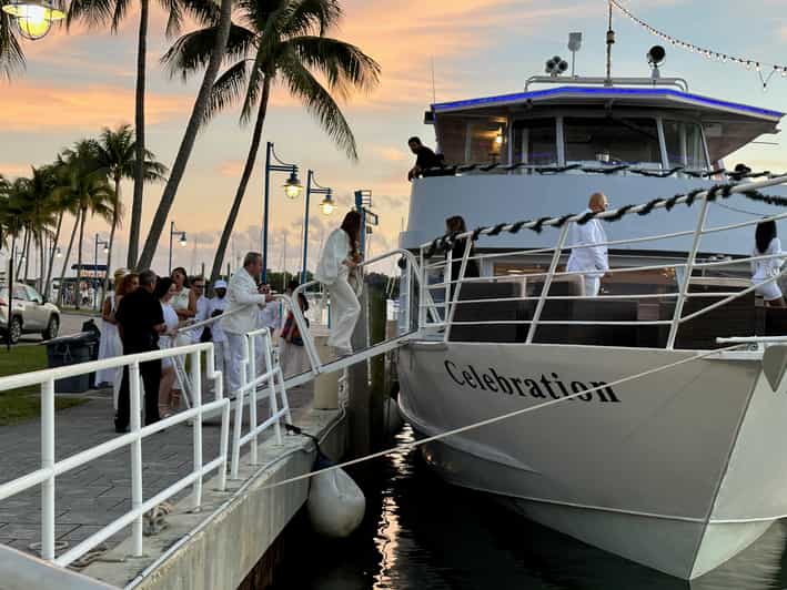 Miami: Latin Boat Party Cruise on Luxury Yacht with Open Bar | GetYourGuide
