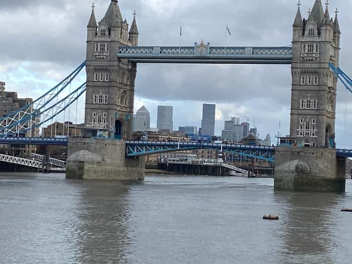 London: Historic Bridges Guided Walking Tour | GetYourGuide