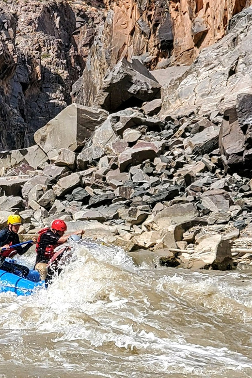 Westwater Canyon: Colorado River Class 3-4 Rafting from Moab | GetYourGuide