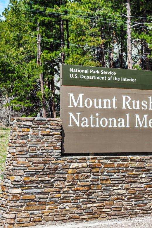 Mount Rushmore: Self-Guided Tour with Smartphone App | GetYourGuide