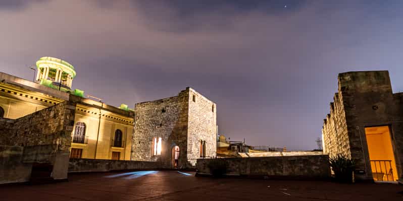 Barcelona: Requesens Palace Tour and Medieval Show | GetYourGuide