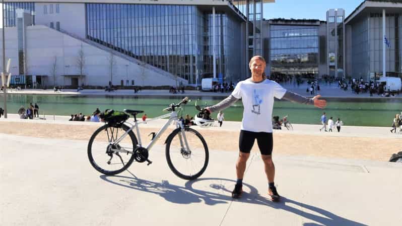 Athén: Kerékpártúra: Autentikus városrészek és a tengerpart | GetYourGuide