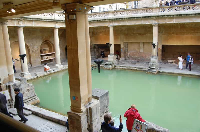 London: Windsor Castle, Bath & Stonehenge Guided Day Trip | GetYourGuide