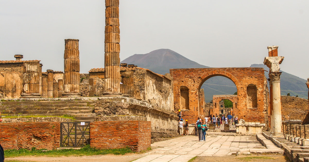 Pompeii: Semi private guided tour of Pompeii | GetYourGuide